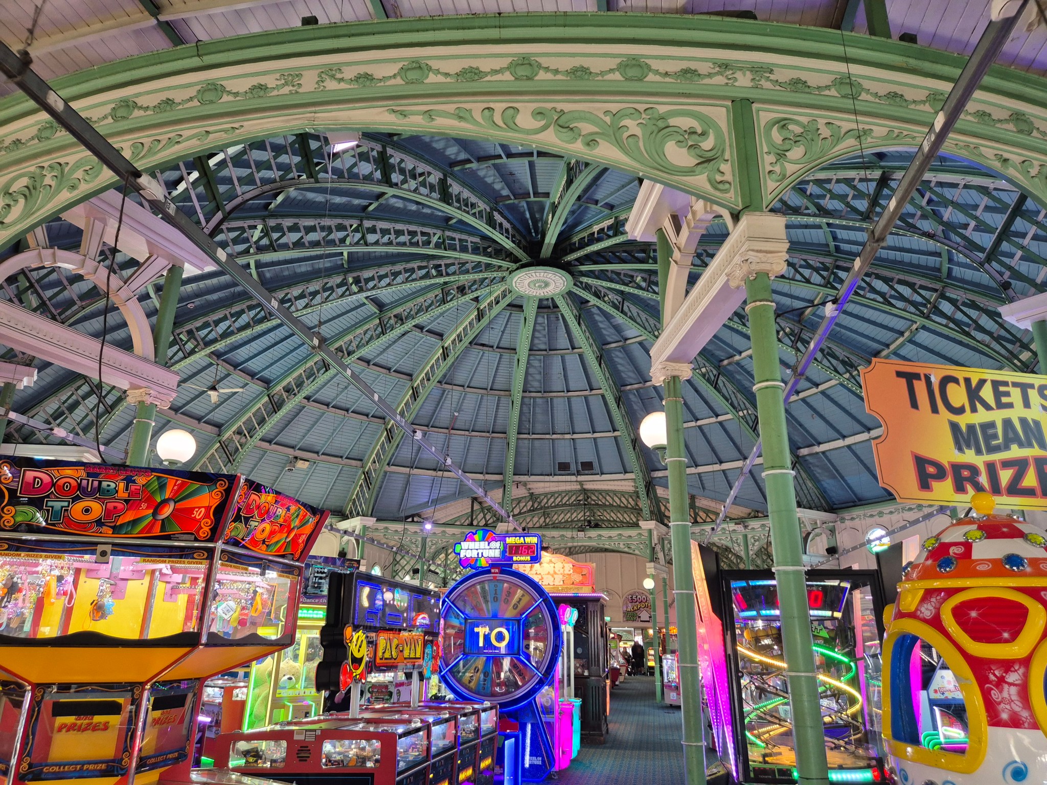 The Ultimate Guide to Brighton Palace Pier 2026 – The Brighton Bucket List